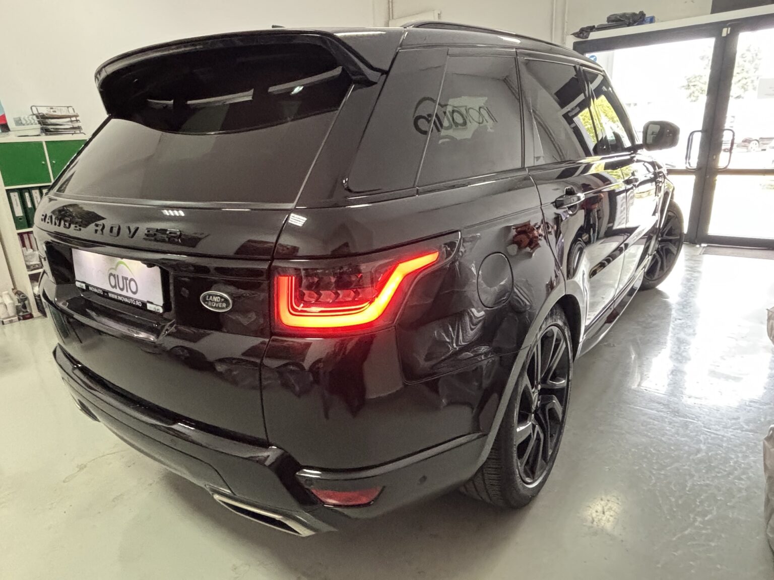 Range Rover Sport Autobiography P400 PHEV - Inovauto